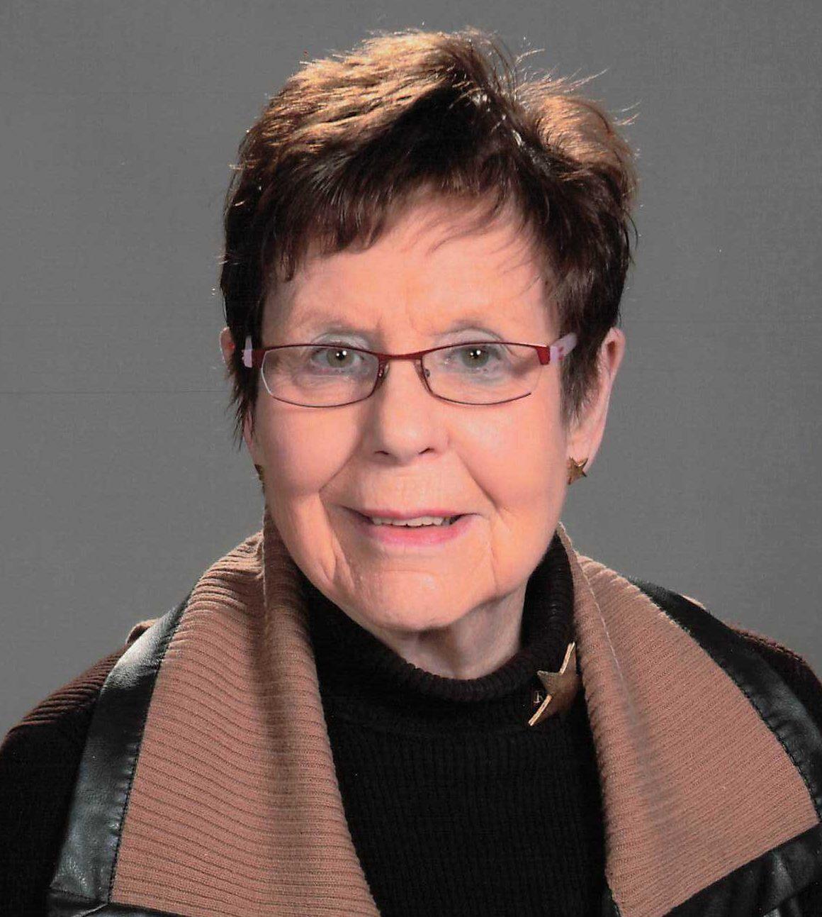 Helen Williams | Hamiltons Funeral Home