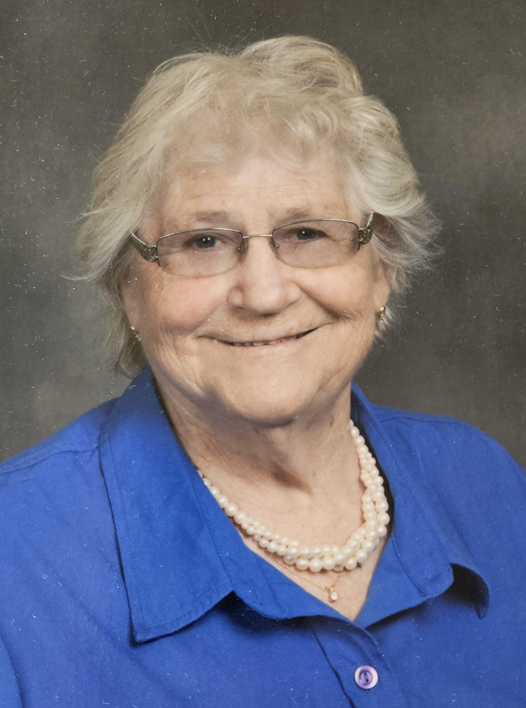 Leona Bailey | Hamiltons Funeral Home