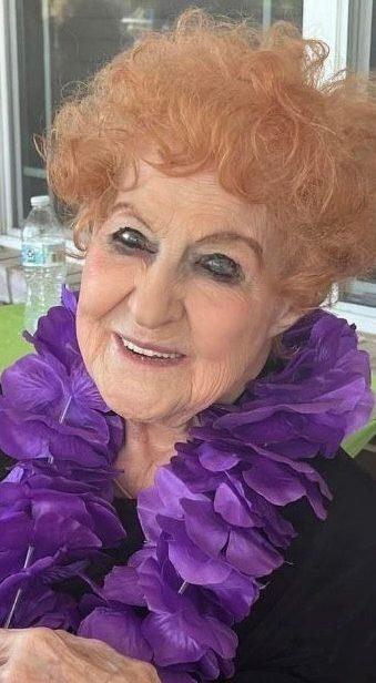 Phyllis Stegman | Hamiltons Funeral Home