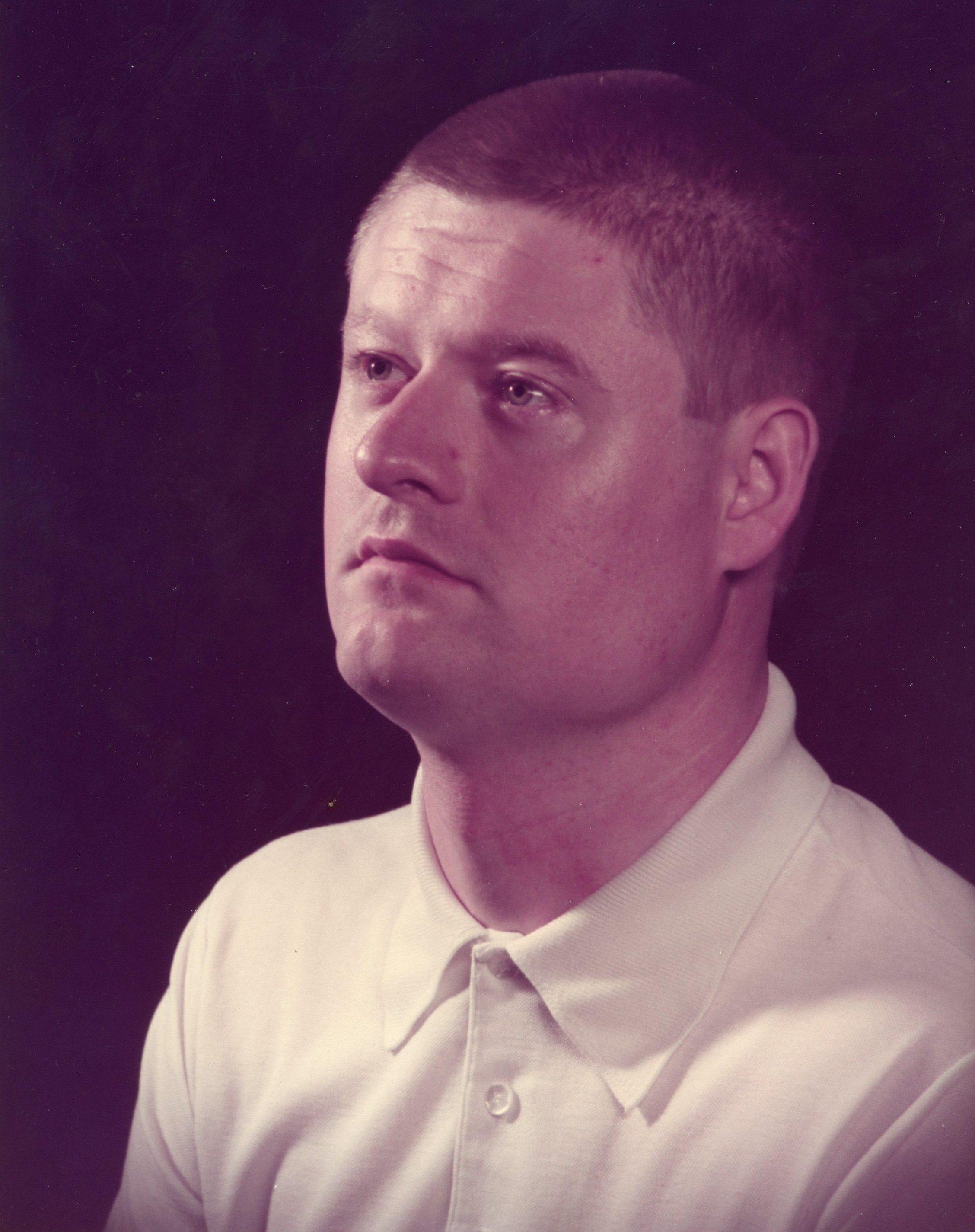 Robert Edward Cunningham | Hamiltons Funeral Home