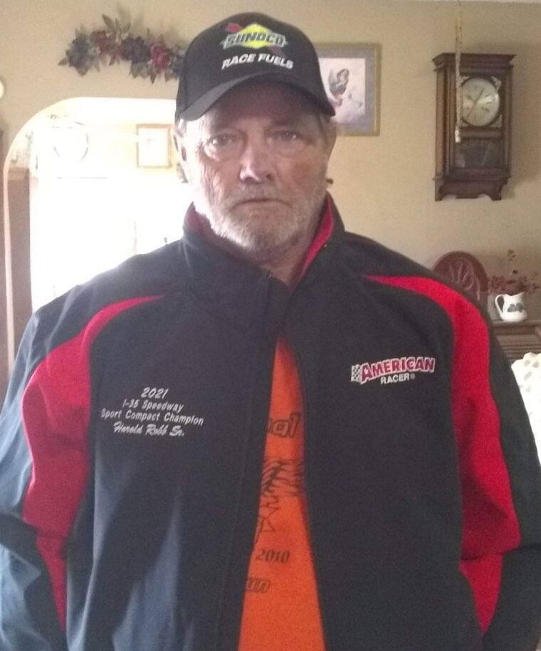 Harold Robb | Hamiltons Funeral Home