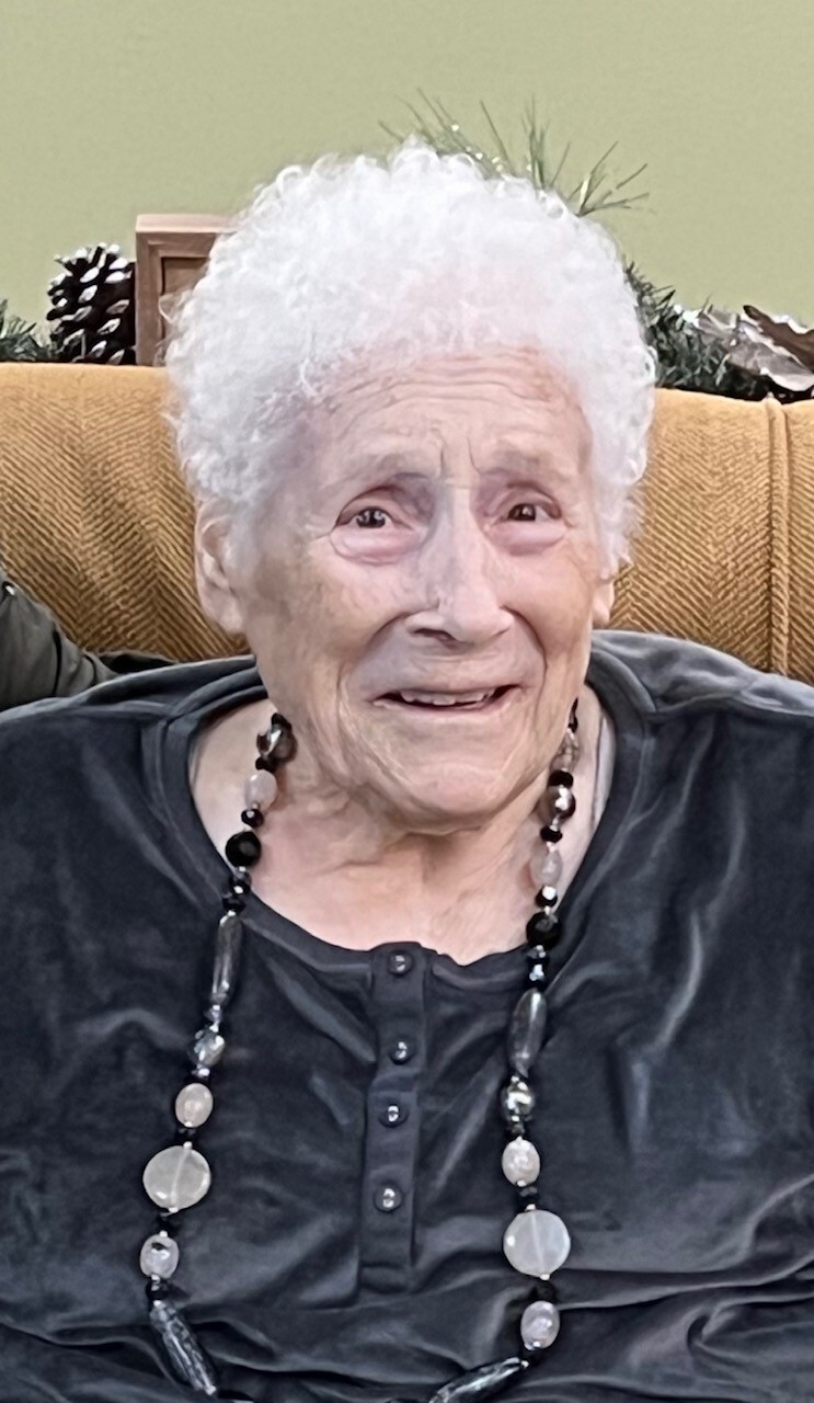 Ruth Morris | Hamiltons Funeral Home