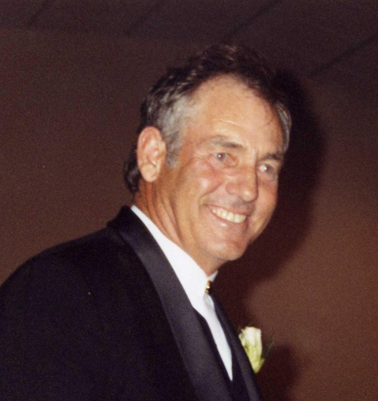 Clifford Jefferson Crowl | Hamiltons Funeral Home