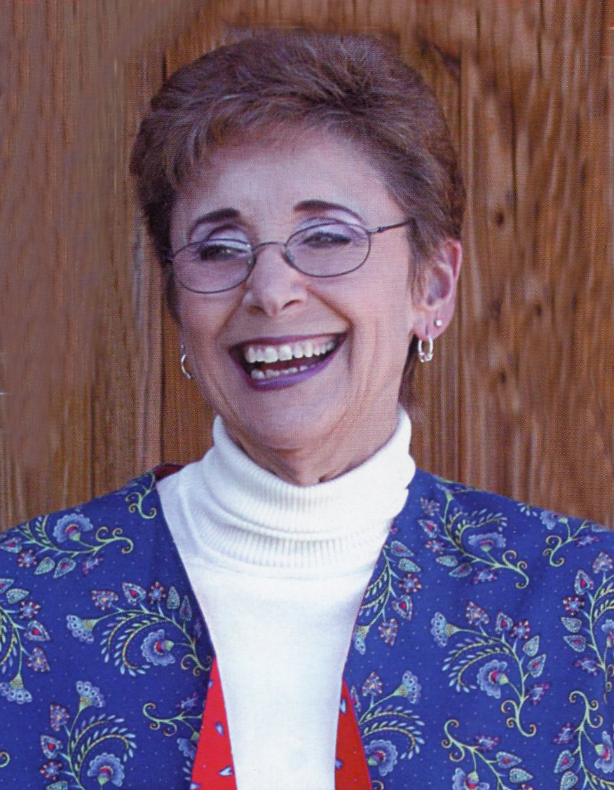 Elizabeth Benjamin | Hamiltons Funeral Home