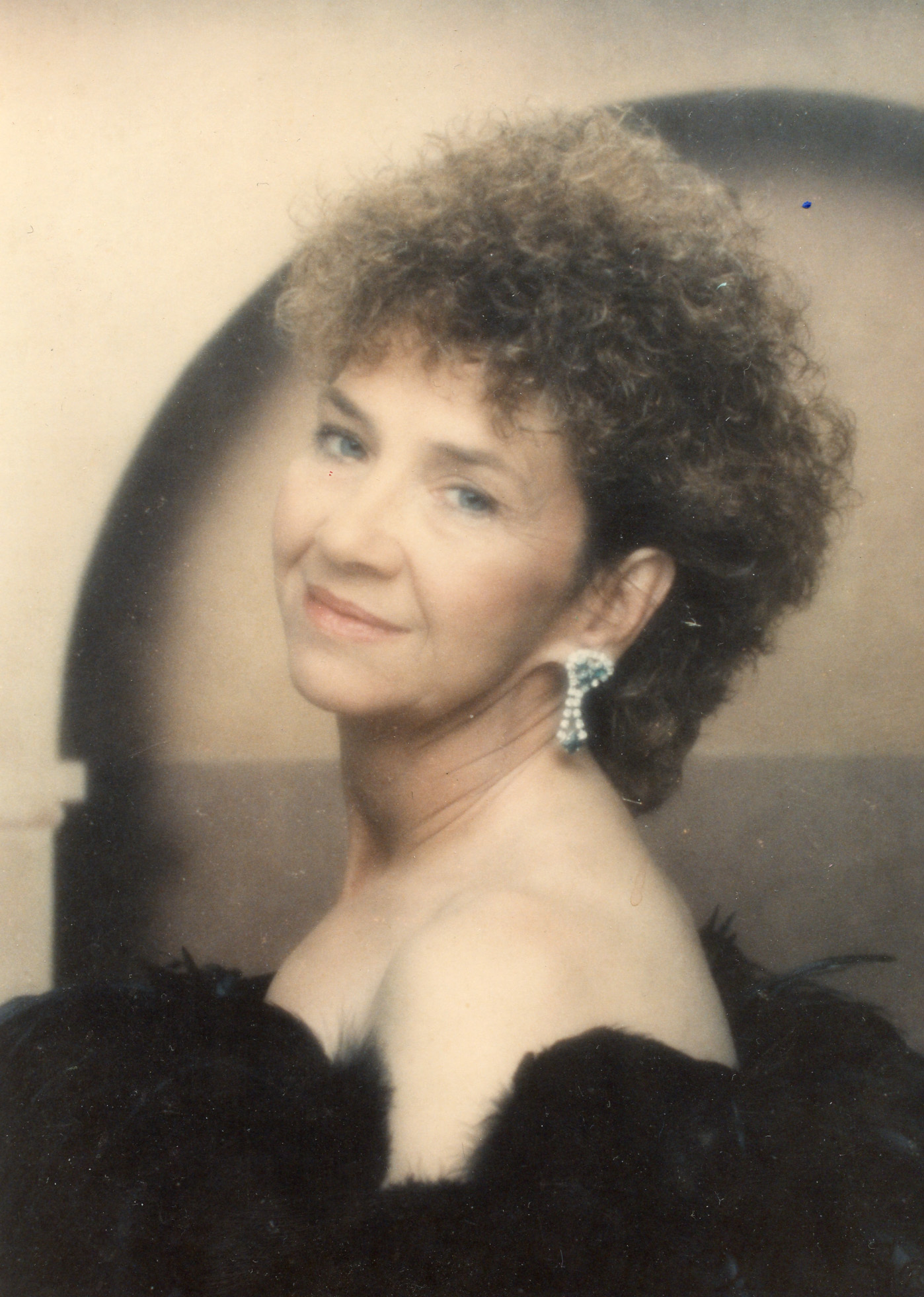 Neva Jane Davis | Hamiltons Funeral Home