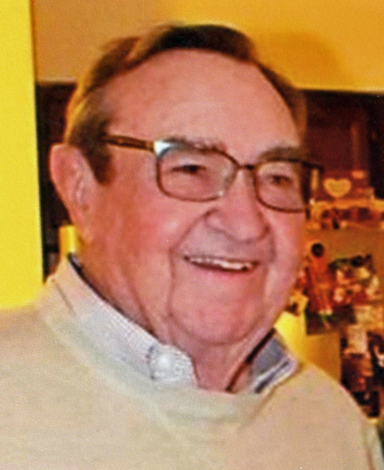 Charles "Chuck" Van Gilder | Hamiltons Funeral Home