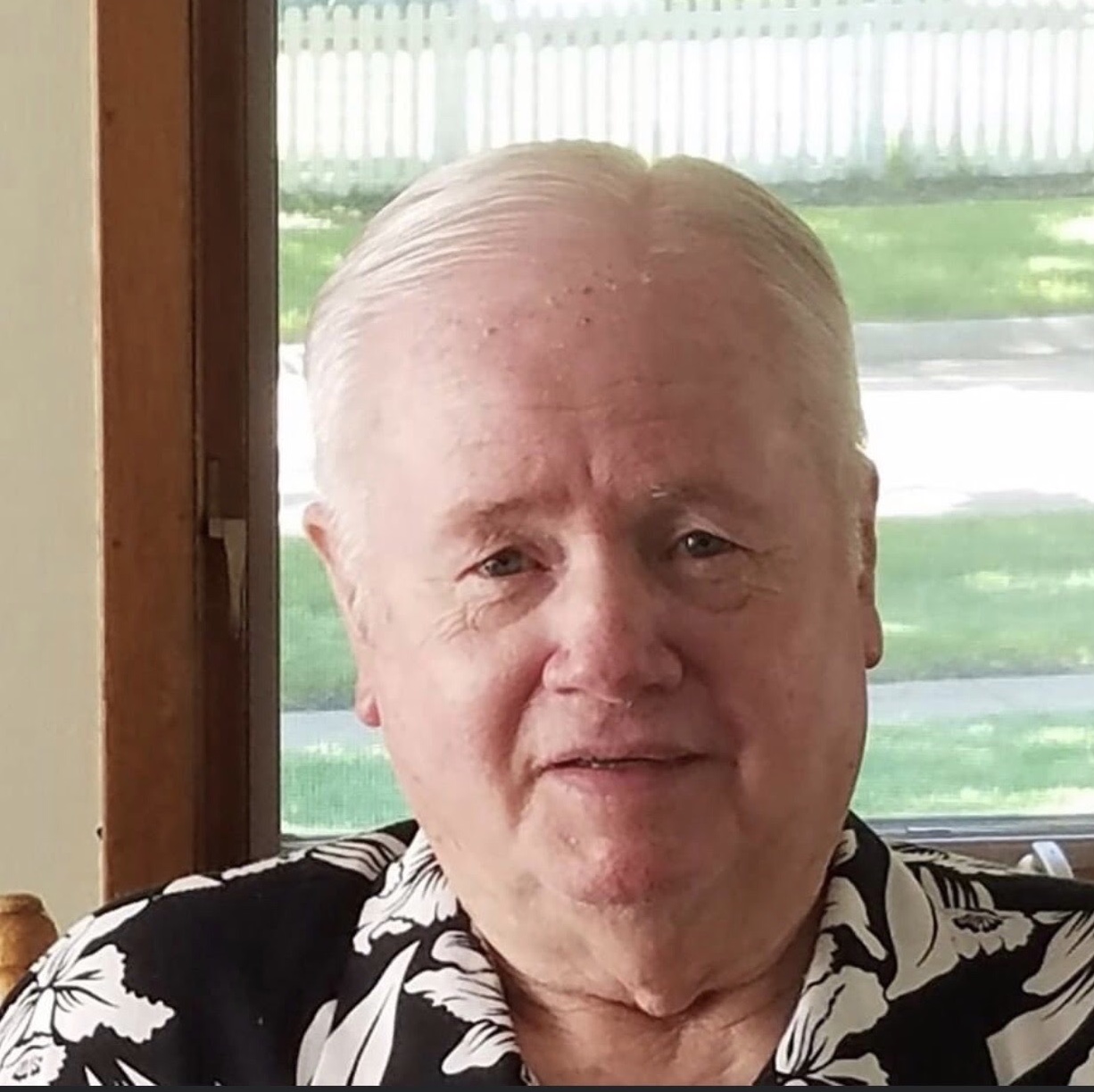 Raymond "Tom" Thomas | Hamiltons Funeral Home