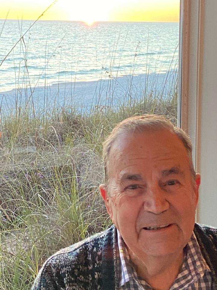 Jerry Samuelson | Hamiltons Funeral Home