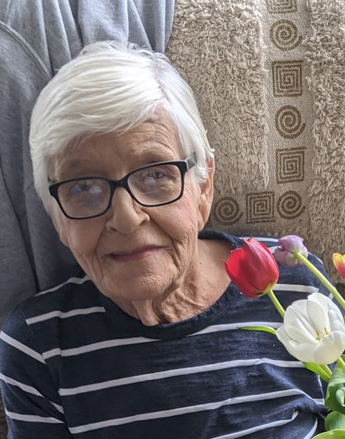 Erna Warren | Hamiltons Funeral Home