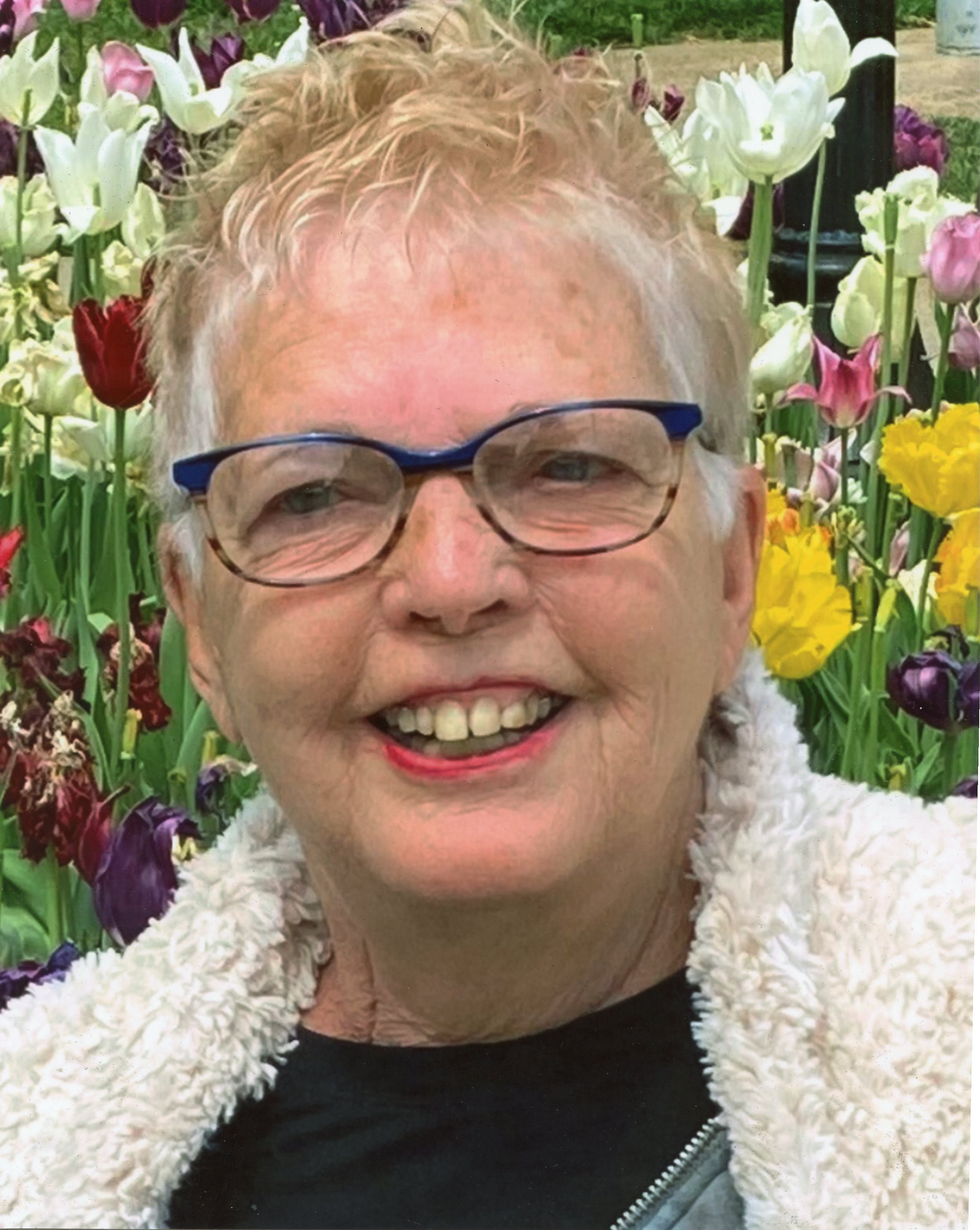 Sharon Louise Hoskins | Hamiltons Funeral Home